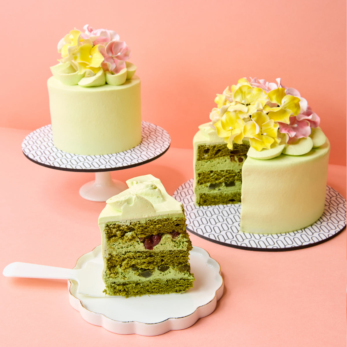 Matcha Red Bean Cream Cake with Flowers – Oookie Cookie